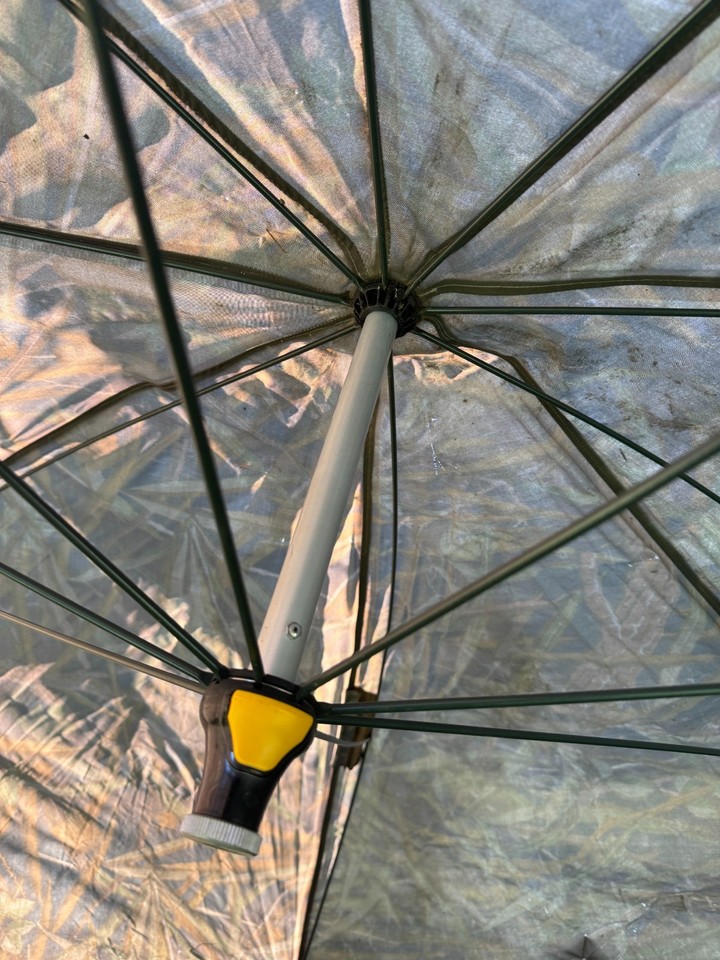 Nash Groundhog brolly reed camo "Kevin Nash personal fishing gear ...