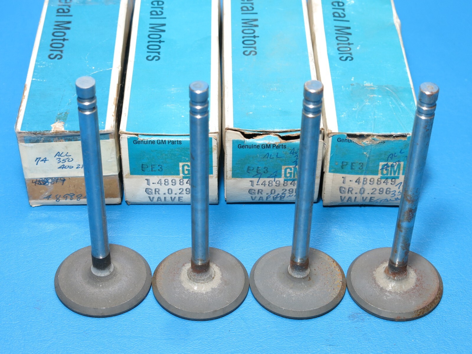NOS (4) GM 1974 Pontiac 350 400 2BBC Intake Valves 489849 | eBay