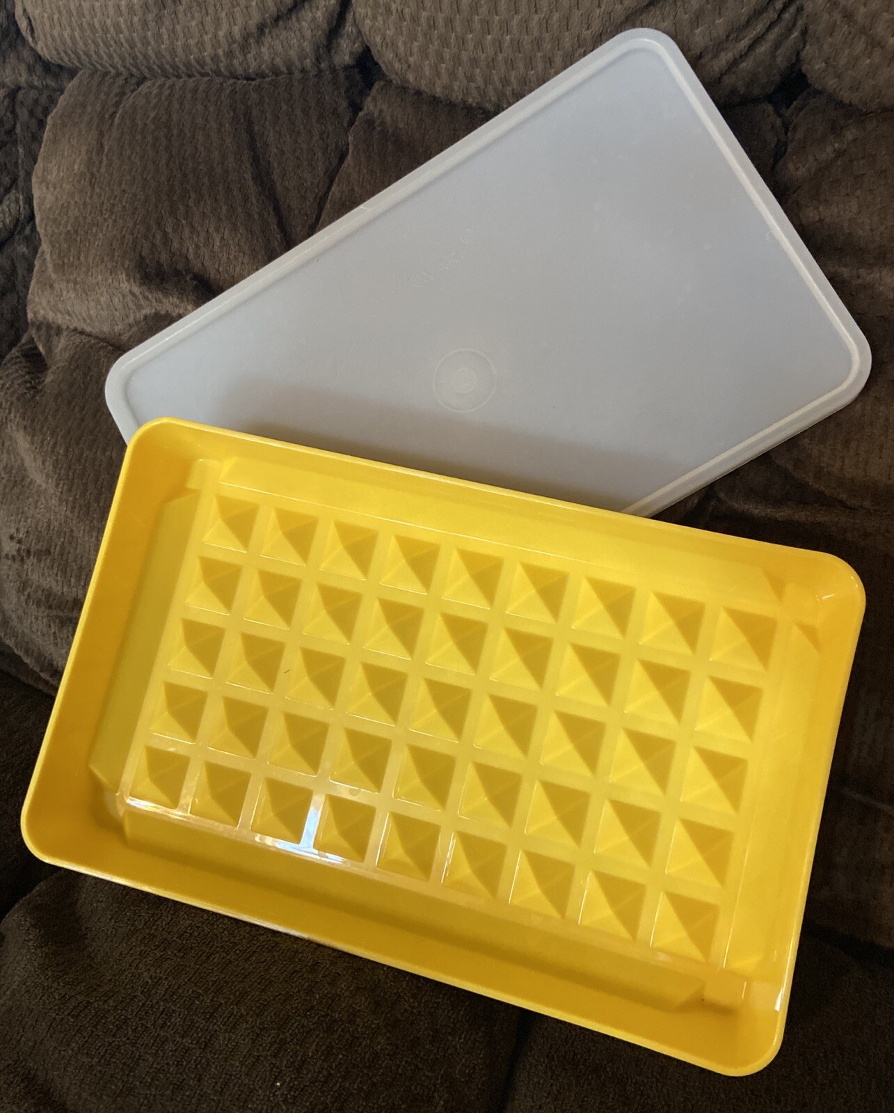 Vintage Tupperware Container with Lid Yellow 1292-7 Bacon Deli Meats or ...