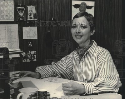 1986 Press Photo Nancy Mack, editor of Odyssey, a children's magazine ...