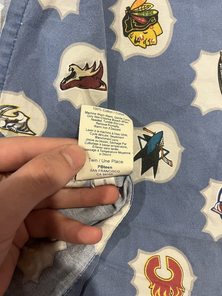 Pottery Barn Teen NHL Hockey Team Logos Twin Flat Sheet + 1 Pillow Case ...