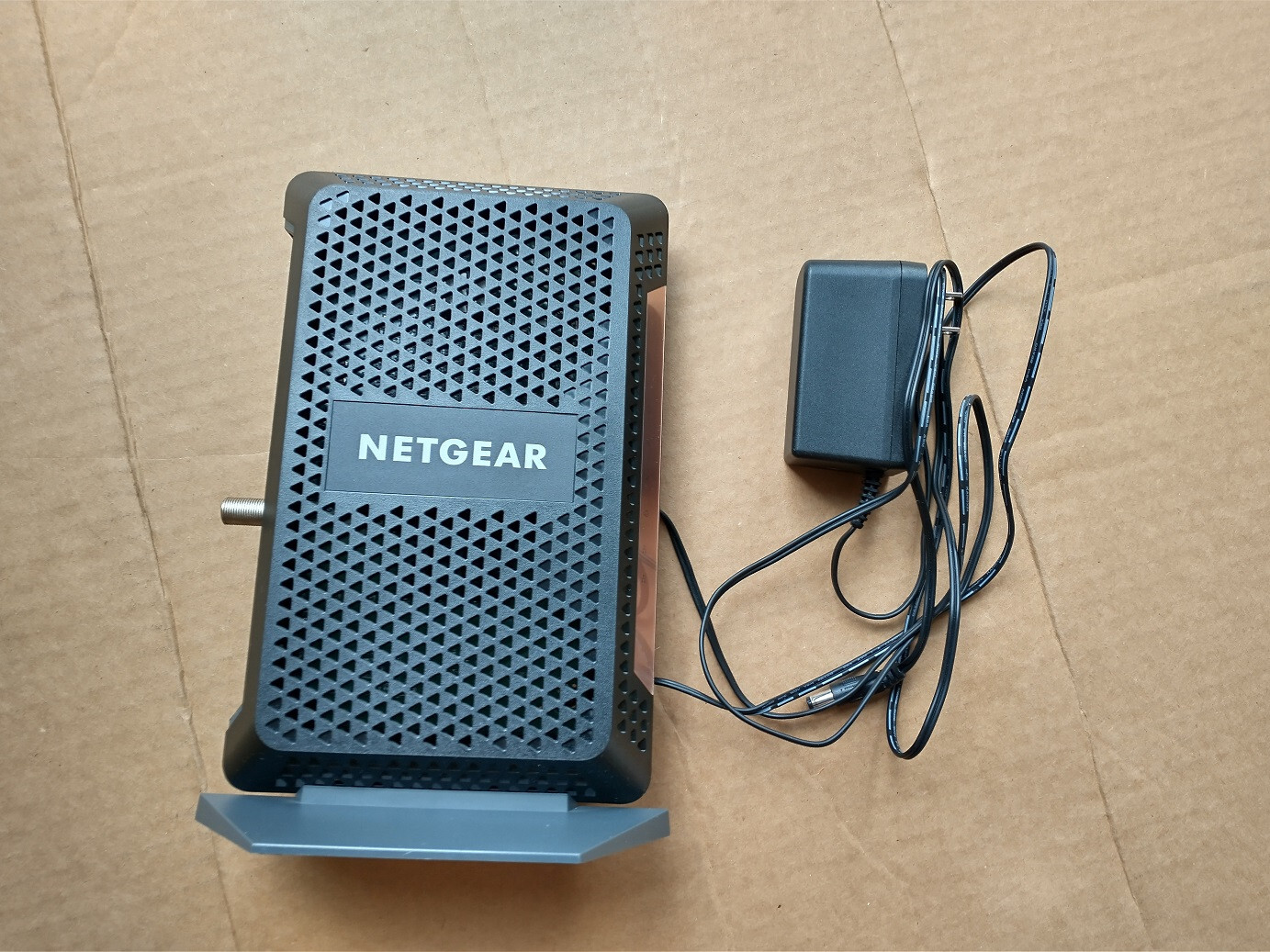 Netgear Nighthawk CM1100 DOCSIS 3.1 Multi-Gig Cable Modem 606449143713 ...