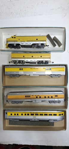 HO Scale Athearn Powered A And B Rio Grande Passenger Train Set. Tested ...