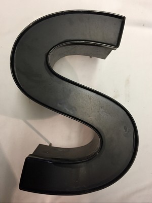 Signs - Black Letter - Vatican