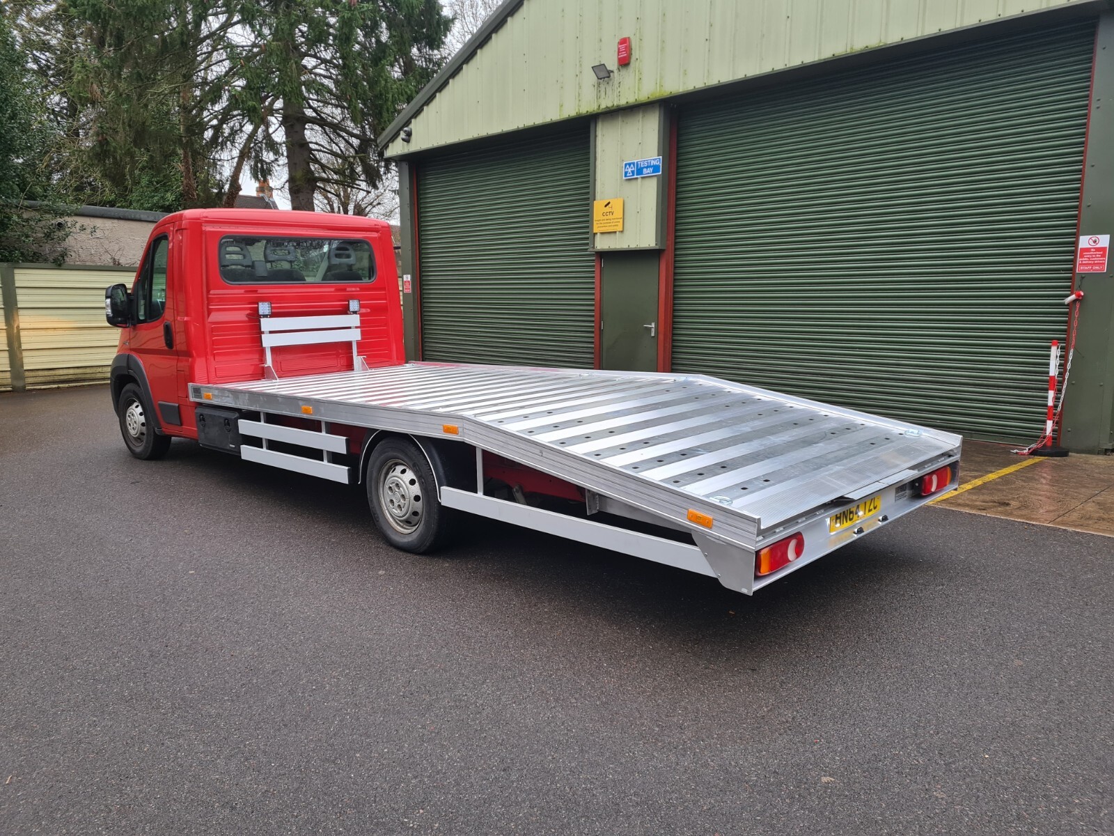 Transit recovery body, beavertail NEW. (pictures are for illustration ...