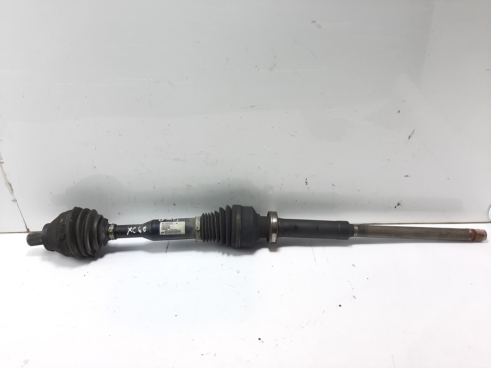 VOLVO XC60 Front Right Driveshaft P30783072 2.4 Diesel 151kw 2009 ...