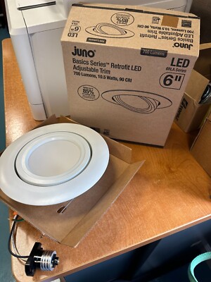 Juno Basic Series Retrofit LED Adjustable Trim 700 Lumensm, 10.5 Watts ...