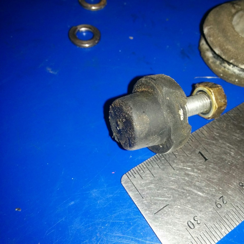 GROMMET 52723 60577 MOUNT for BRACKET 720201 mercury 50hp | eBay