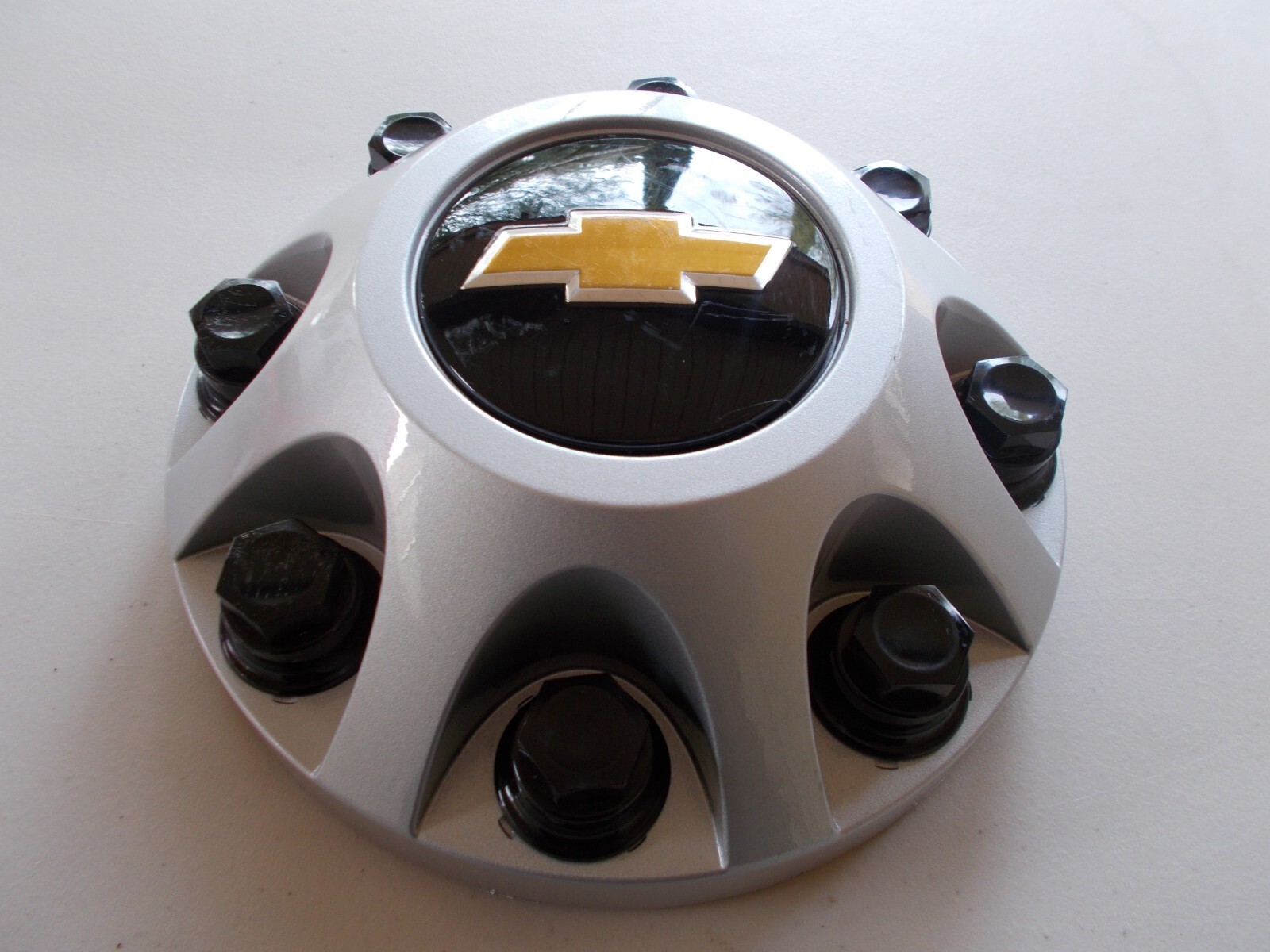 Chevrolet OEM Wheel Center Cap Silver | Set of 4 | 9597819 | Genuine ...