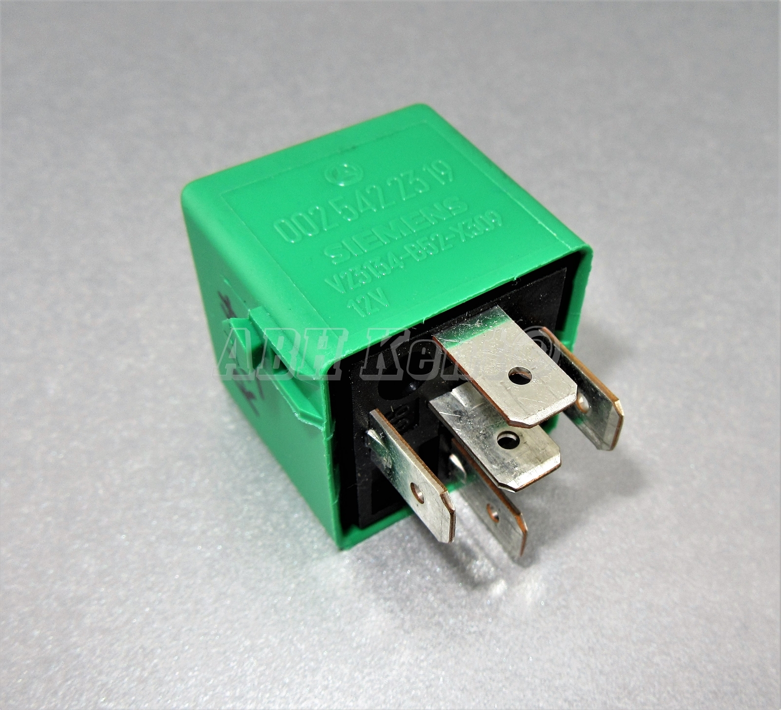104 -Mercedes-Benz E M S A Class 5-Pin Green Relay 0025422319 V23134 ...