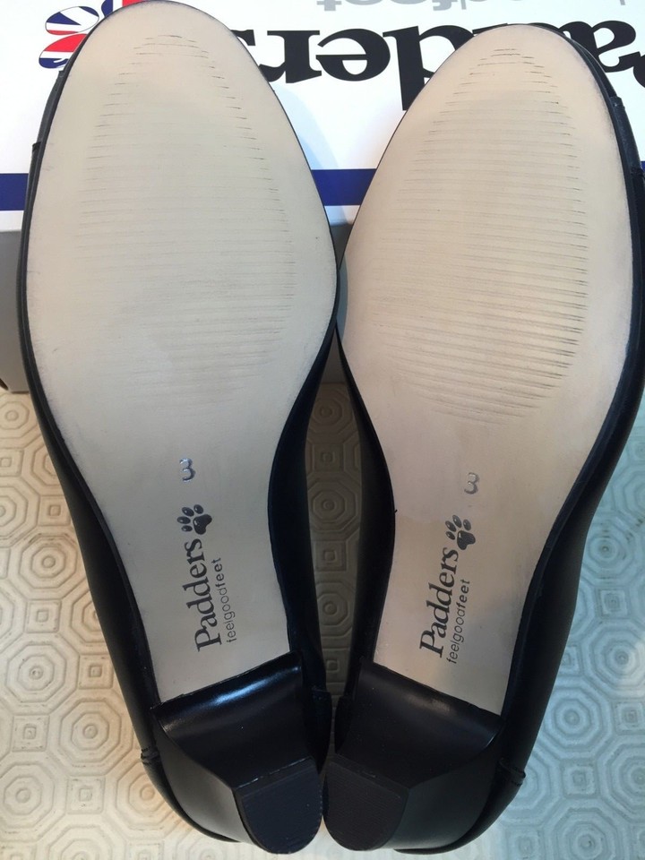 Womens Leather Court Shoes UK 3 / 2E width Padders Jewel Closed-Toe ...