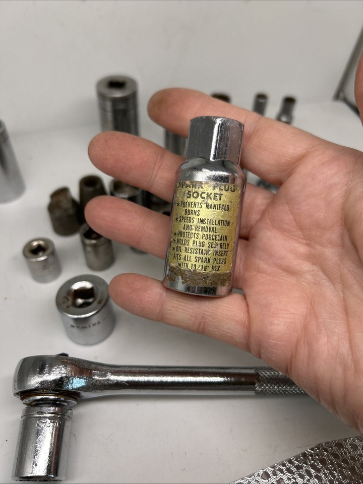 Lot Of 30 Mixed Sockets sizes & Drives Metric / SAE Deep and Shallow ...