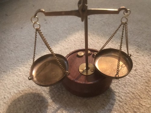 WEIGHING SCALE WOOD AND BRASS WITH WEIGHTS GREAT COLLECTABLE | eBay ...