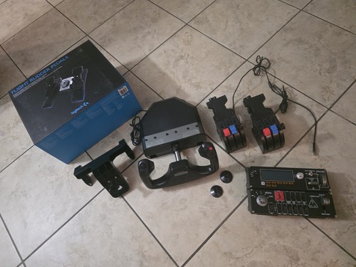 Logitech Flight Sim Controls, YOKE, Rudder, Throttle, Switch Panel ...
