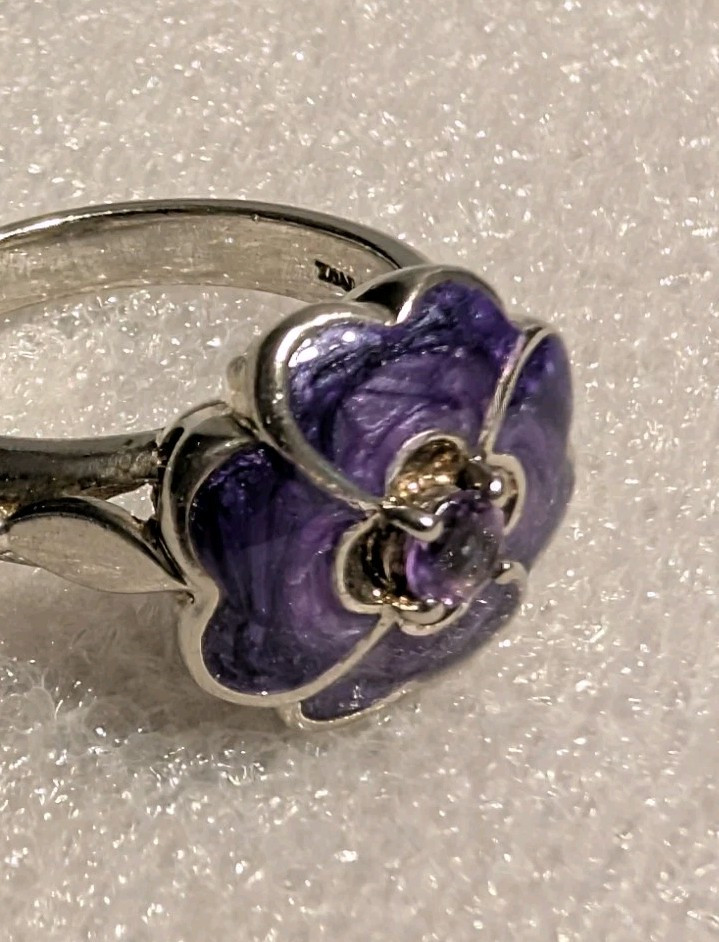 Sterling Silver Enamel Heart Flower Ring -- Size 10 - Gem