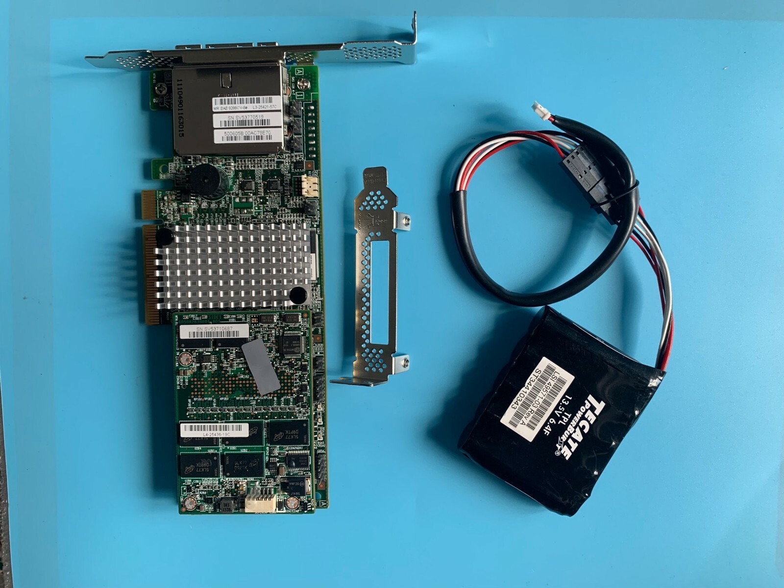 LSI MegaRAID SAS 9286CV-8e 6GB/S 1GB cache RAID + Battery Super ...