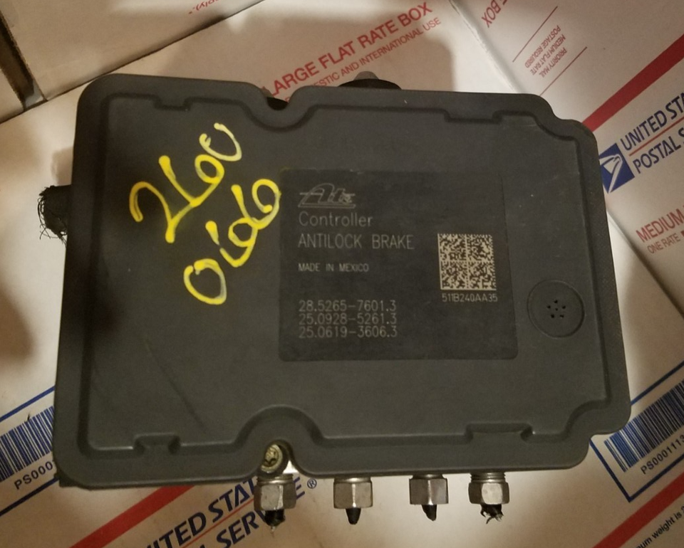 2012-2014 Jeep Wrangler 3.6L ABS Anti-lock Brake Module ABS Pump ...