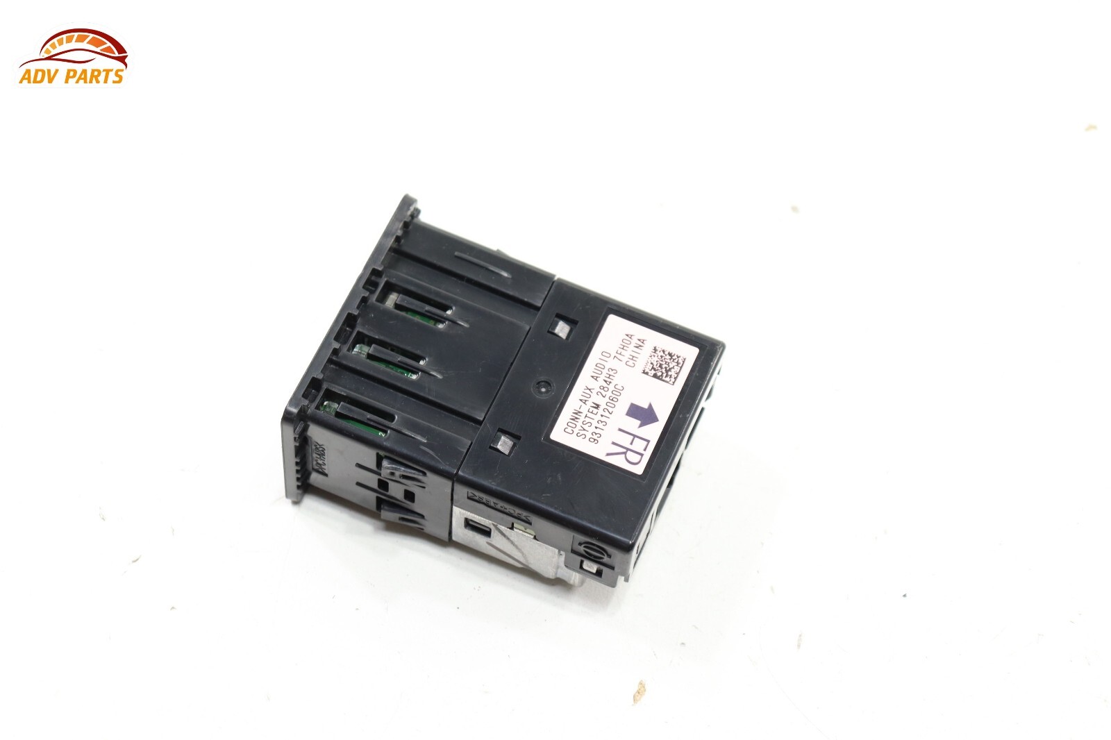 17-20+Nissan+Kicks+4d+SUV+Connector+Auxiliary+Audio+USB+Port+OEM+P%2Fn ...