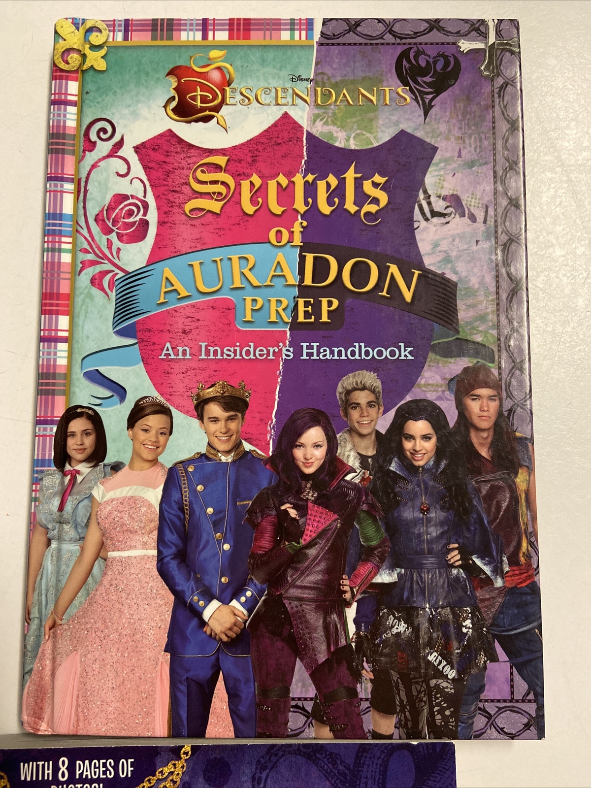 Disney Descendants Books 5 Isle Of The Lost Spirit Secrets Auradon ...
