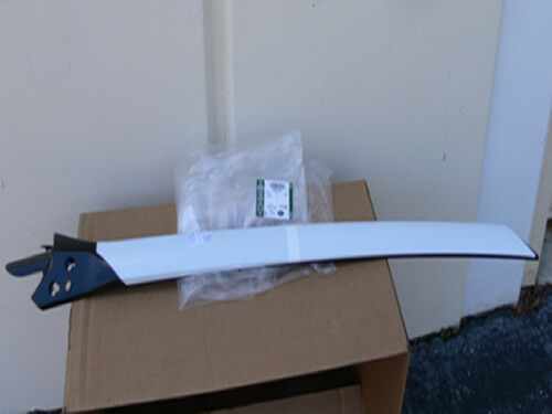 GENUINE LAND ROVER A PILLAR FINISHER RANGE ROVER SPORT 14 ON LH ...