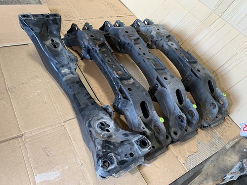 2004 LEXUS IS200 XE10 FRONT SUBFRAME CROSS MEMBER ENGINE BED CARRIER ...
