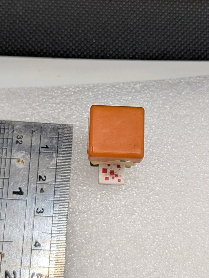 Minecraft Alex With Cake Mini Mojang 1" | eBay