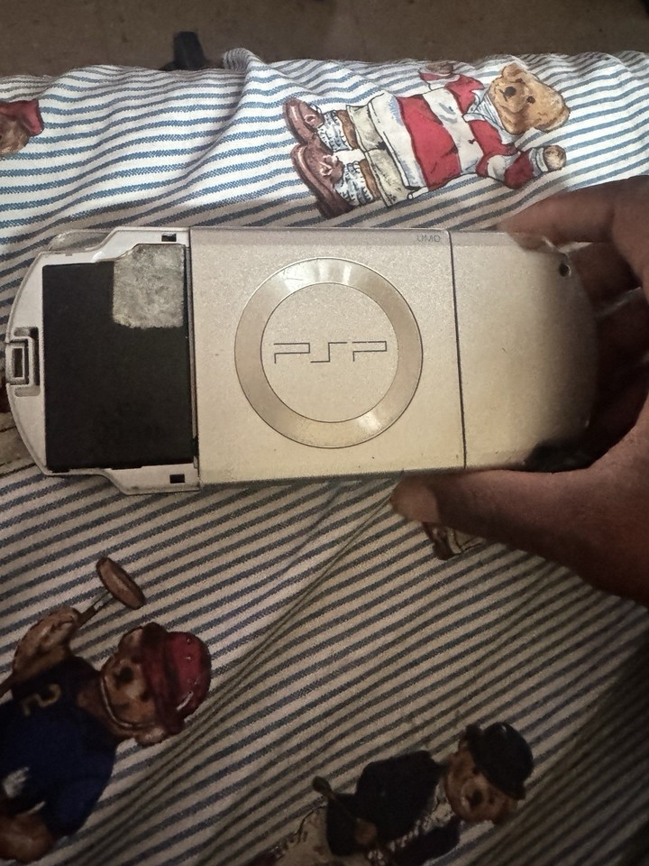 Sony PSP Slim 2001 Silver Bundle - Custom Mod- New Battery -PlayStation ...