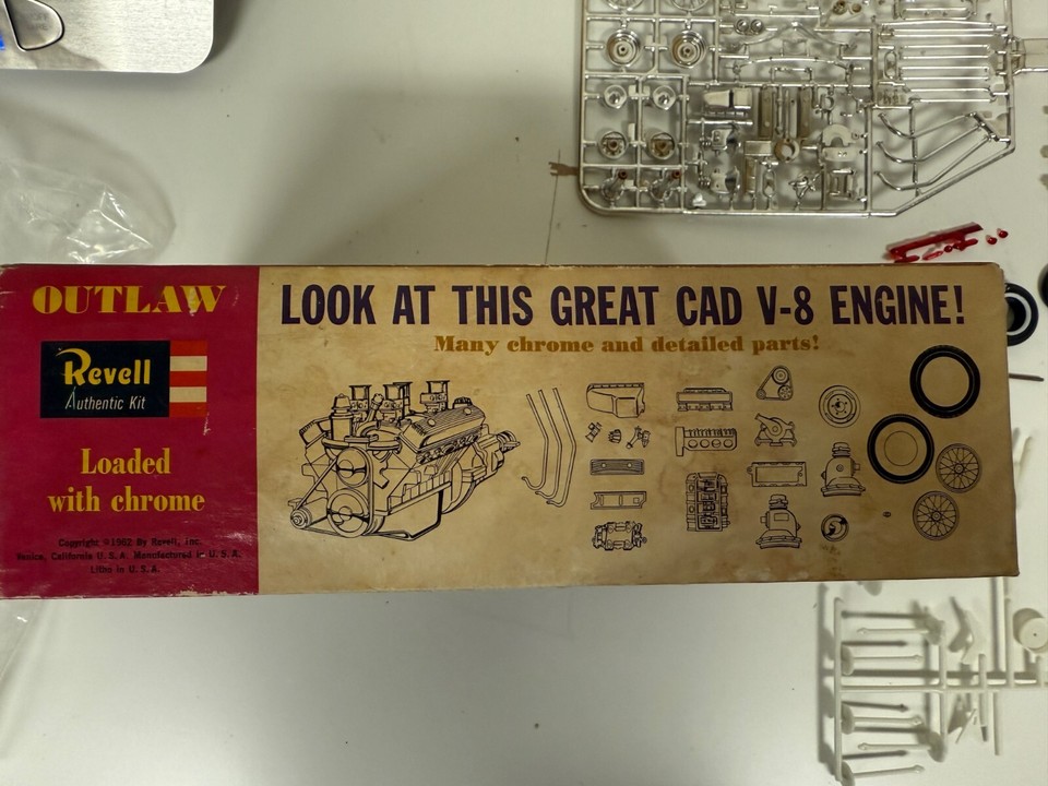 Original Revell Ed "Big Daddy" Roth's Outlaw Model Kit / 1962 H-1282: ...