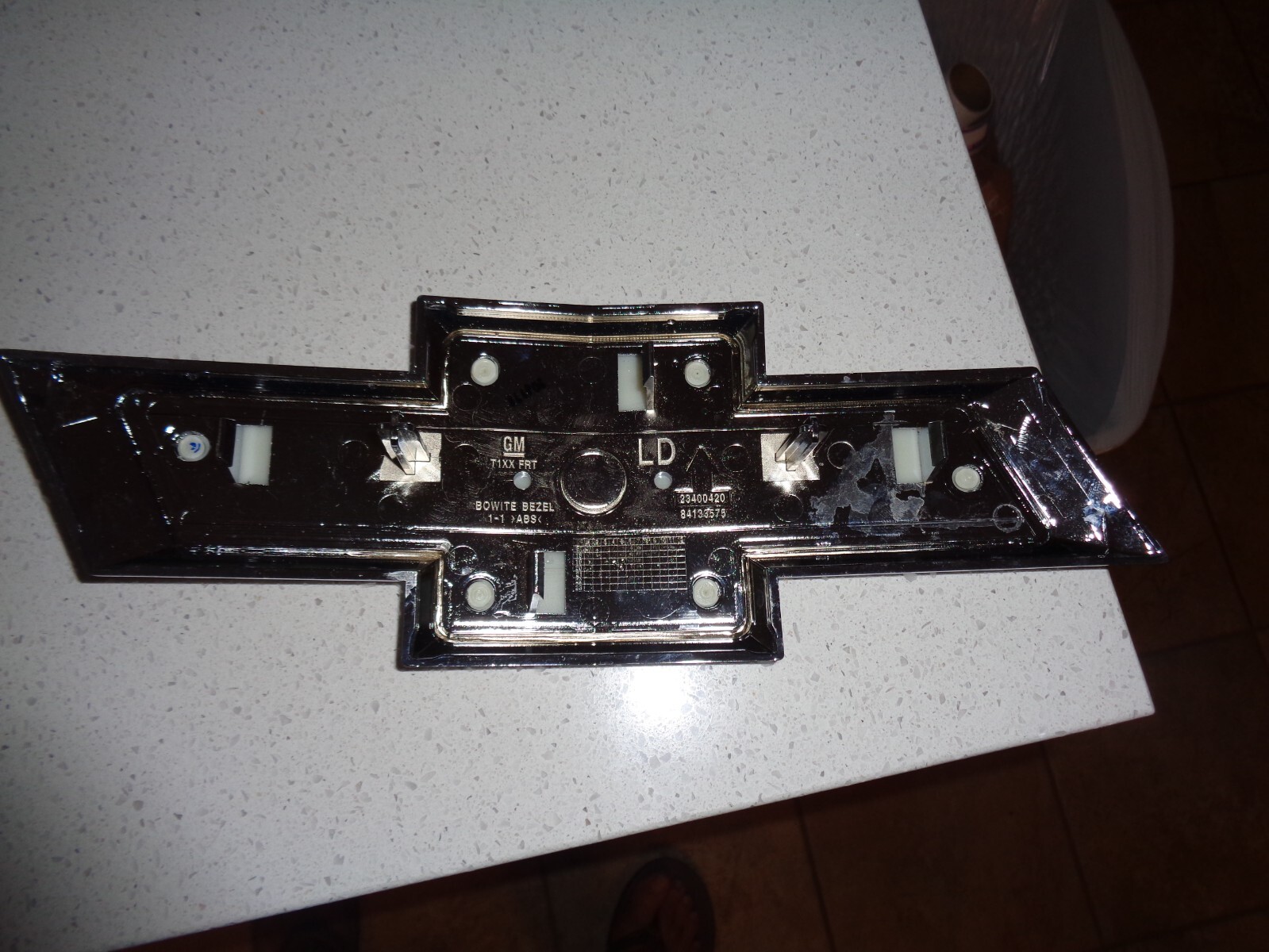 2016 2017 2018 2019 Chevrolet Silverado front grille emblem #23400420 ...