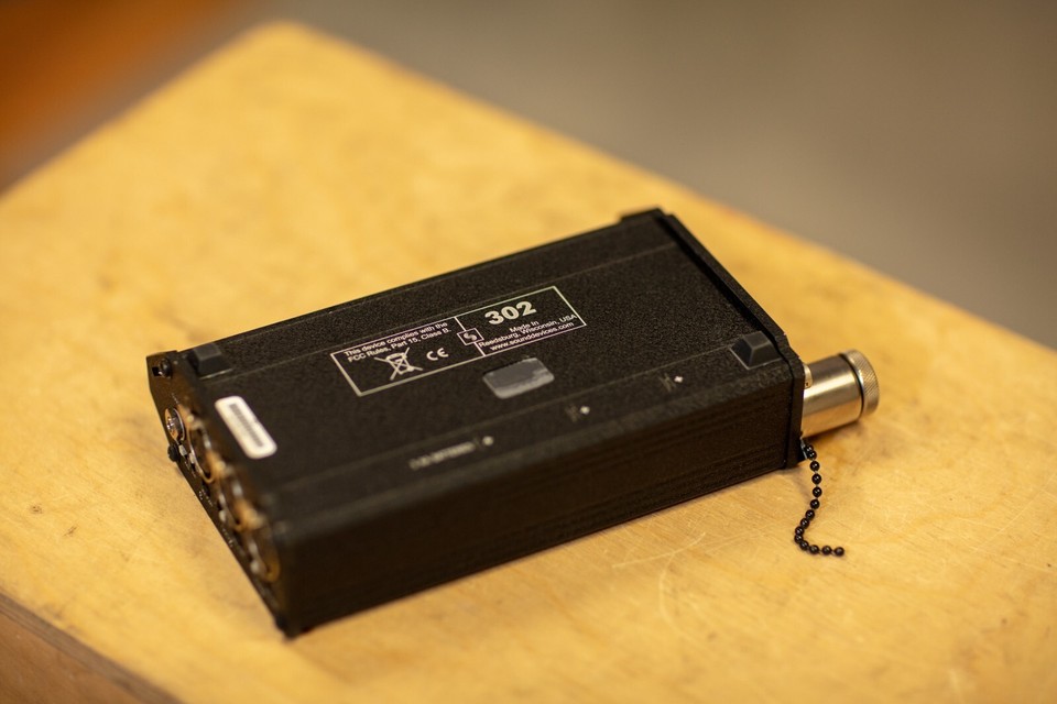 Sound Devices 302 Portable 3-Channel Compact Production Audio Field ...