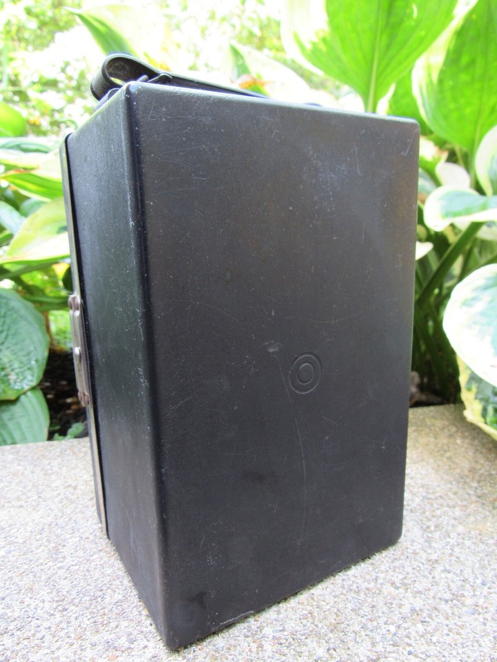 RARE tube radio vintage portable AIR KING bakelite body AM 494-1 | eBay