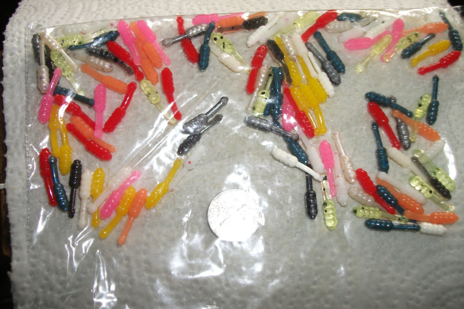 100-mix-3/4" crappie panfish-grubs-maggot-spikes-jig-baits-kit-stingers ...