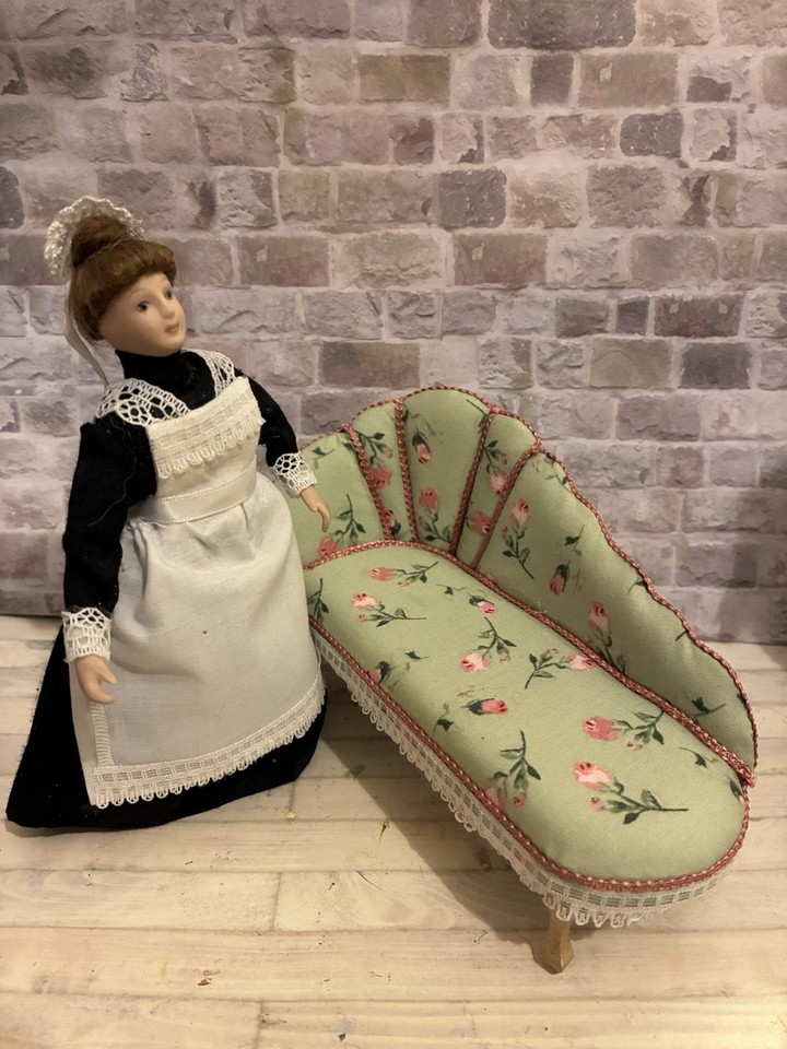 Dolls House 1/12 Scale Miniature Artisan Scallop Shaped Chaise Longue ...
