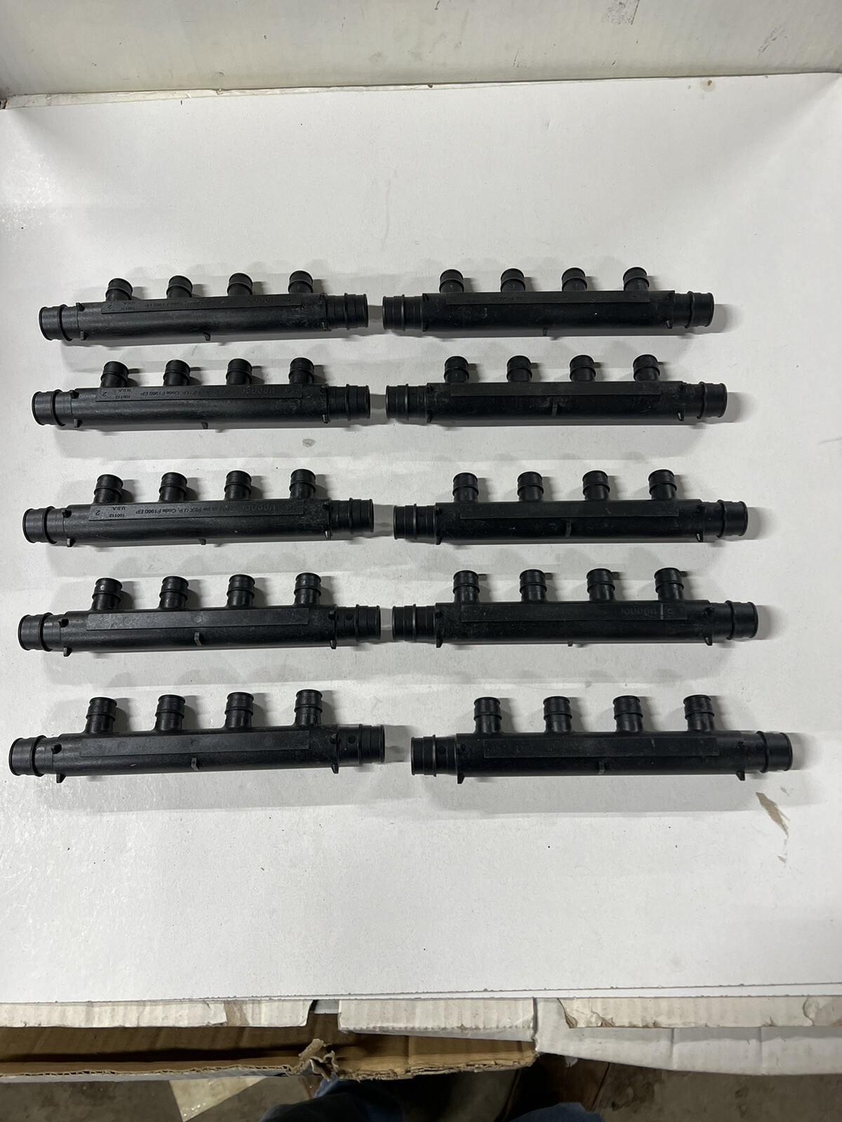 Uponor Wirsbo ProPEX Q2247557 3/4" X 1/2" 4 Port Multiport Tee Manifold ...