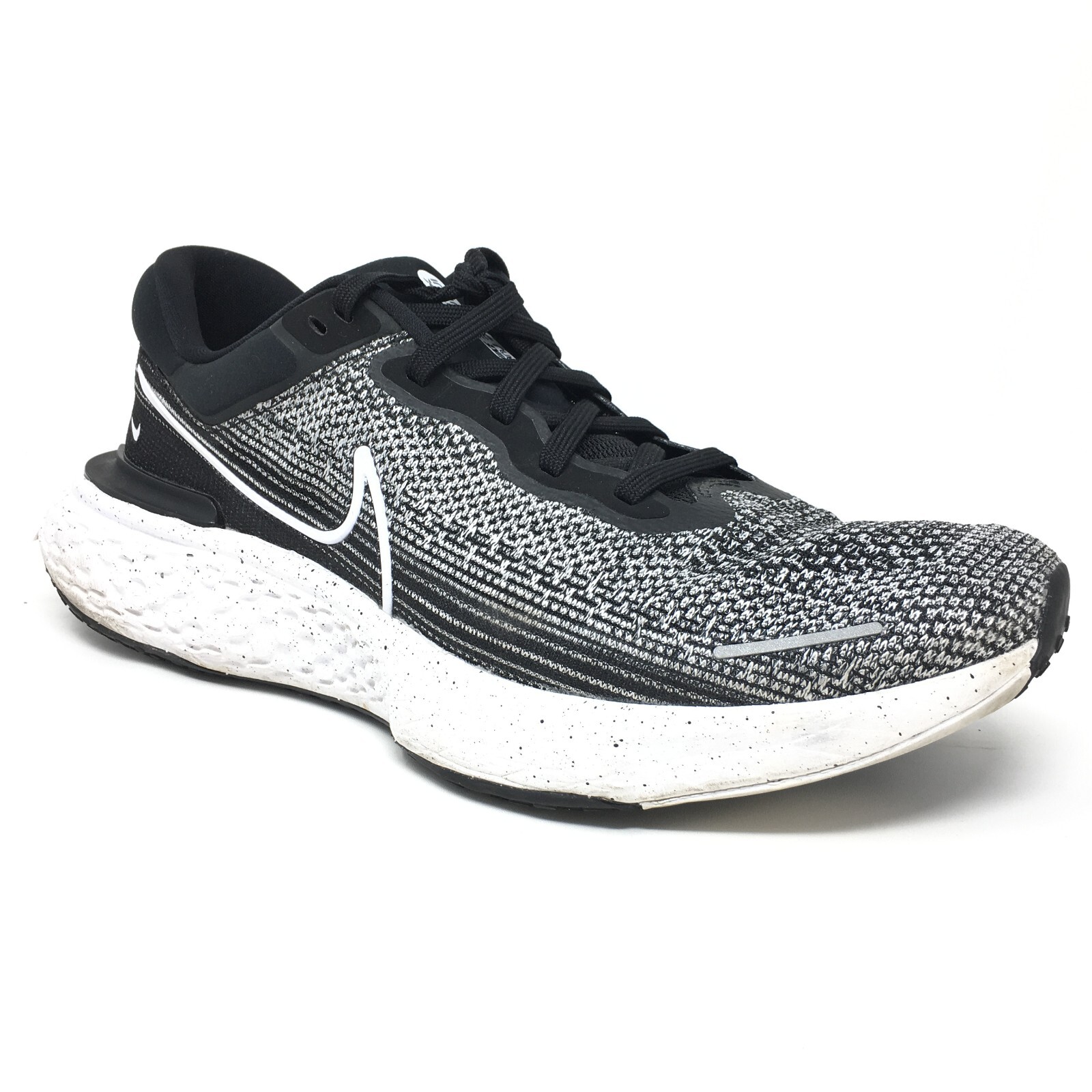 Nike ZoomX Invincible Run Flyknit Oreo Running Shoes … - Gem