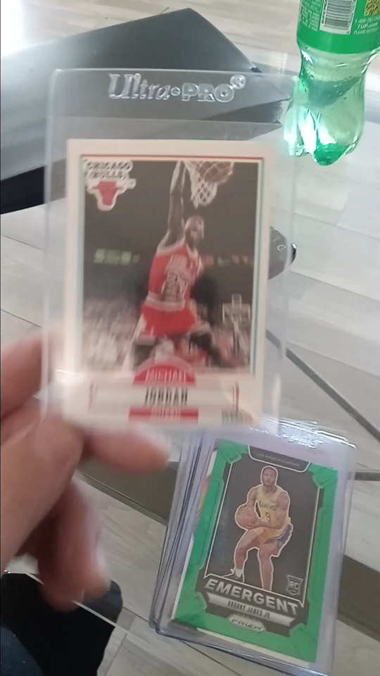 1990 Fleer Michael Jordan #26 Yellow Dot Error | eBay