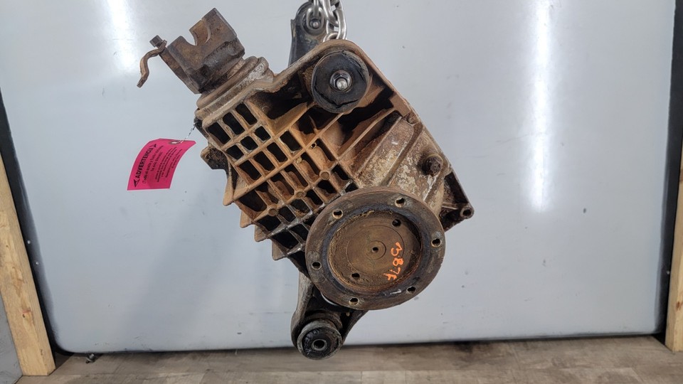 88 - 97 GMC TRUCK 1500 FRONT AXLE DIFFERENTIAL CARRIER 3.73 RATIO OPT ...