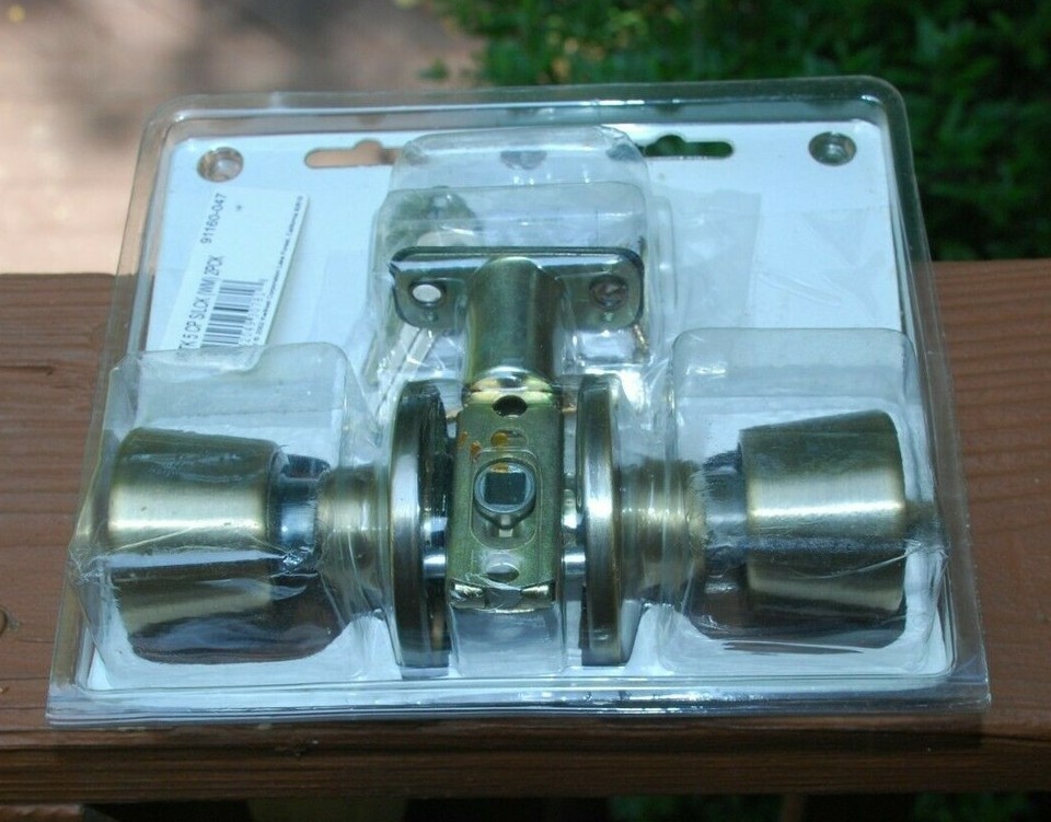 Safe Lock by Black & Decker/ Door Knob & Latch / Keyed Entry for ...