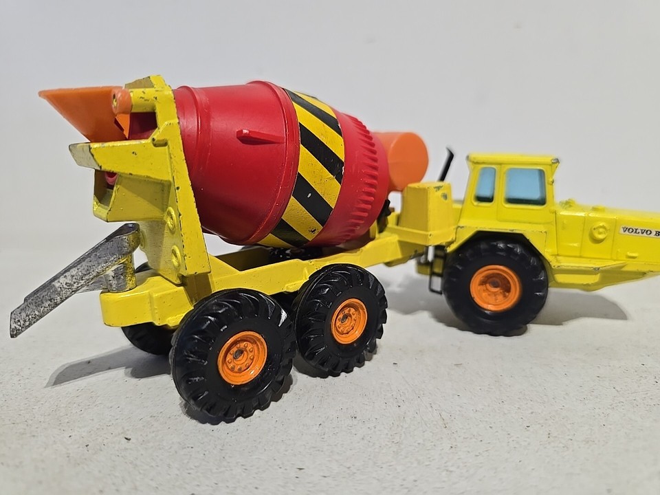 ORIGINAL VINTAGE CORGI TOYS 1156 VOLVO BM 860 TC CEMENT MIXER ...