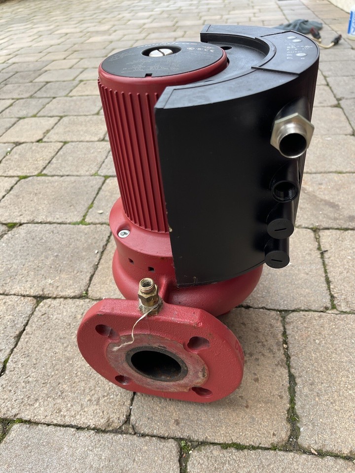 Grundfos Magna UPE 50-120 F Circulator Pump 240V 96504872 #3914 USED | eBay