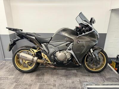 2016 HONDA VFR 1200F VFR1200F- AKRAPOVIC EXHAUST-EXCELLENT CONDITION ...
