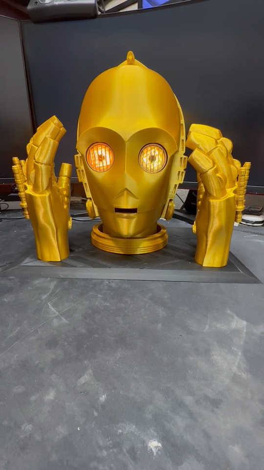 C-3PO Head and Hand - Light Up Eyes, Sounds, Remote Control - Star Wars ...