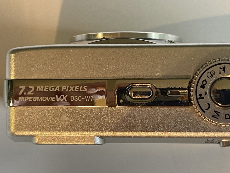 Sony Cyber Shot DSC-W7 7.2MP Digital Camera with MPEG Movie VX ...