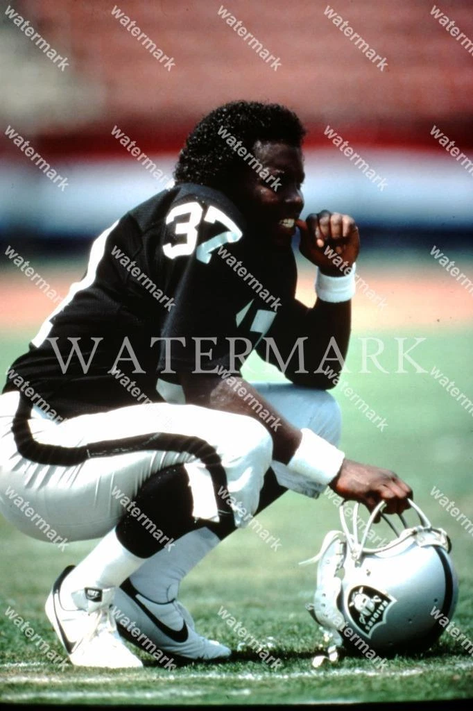 Lester Hayes Raiders