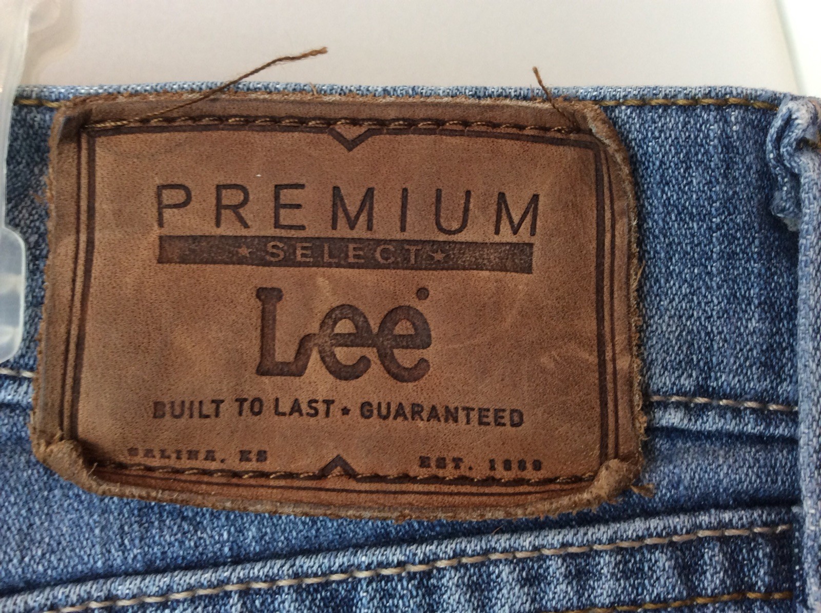 Lee Premium Select Classic Fit Straight Leg Blue Men … - Gem