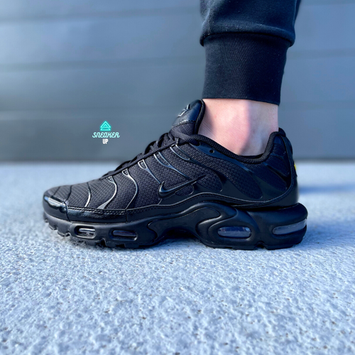 Nike Air Max Plus TN Triple Black Bats Size US 11 Mens Tns Shoes Brand ...