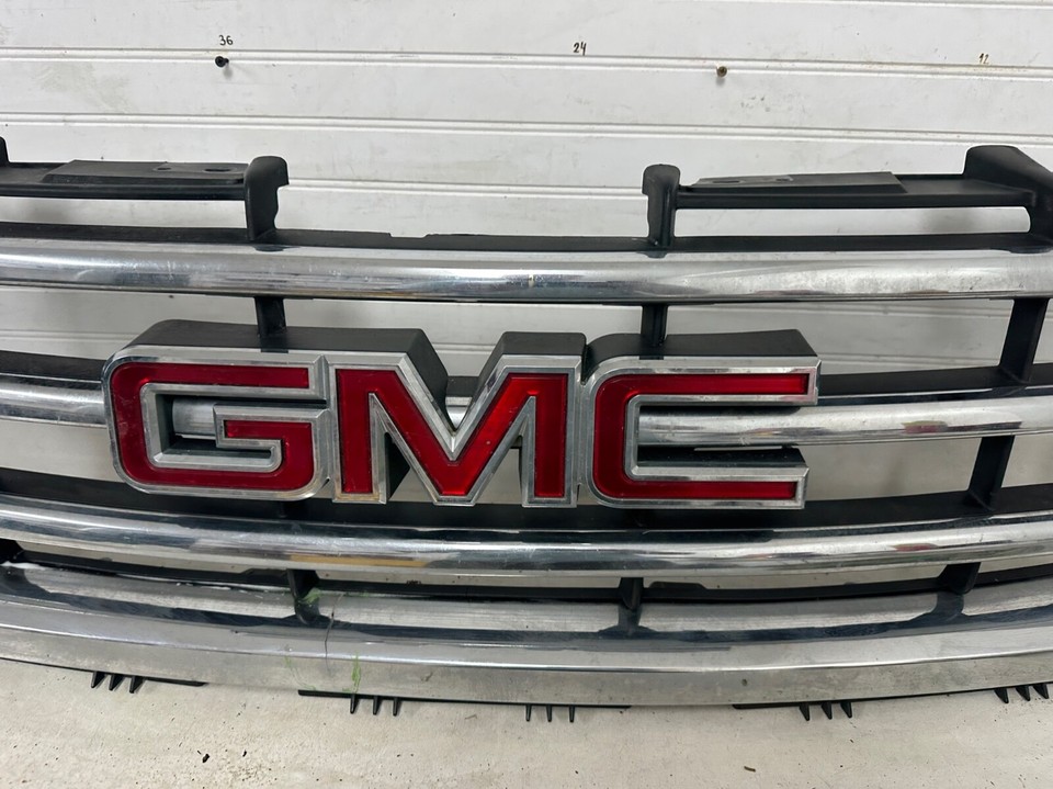 OEM 2007 - 2012 GMC SIERRA FRONT BUMPER UPPER GRILLE W/ EMBLEM 22924486 ...