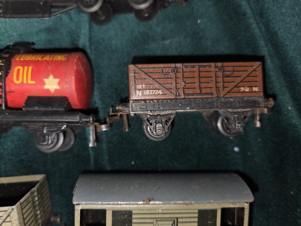 TTR TRIX TWIN RAILWAY LOCO - CARRIAGES - Extras See Pictures | eBay