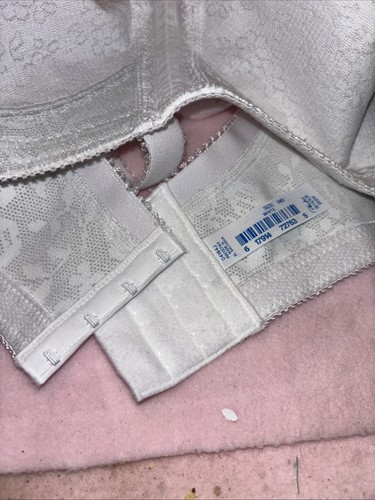 NIB White Floral Lace Print Playtex 18 Hour Wireless Bra #20/27 Size ...