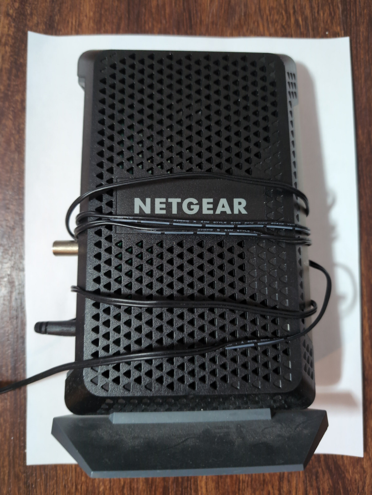 NETGEAR CM1000 Wired-Ethernet Modem - (Black) 1 Gigabit - Stock Power ...